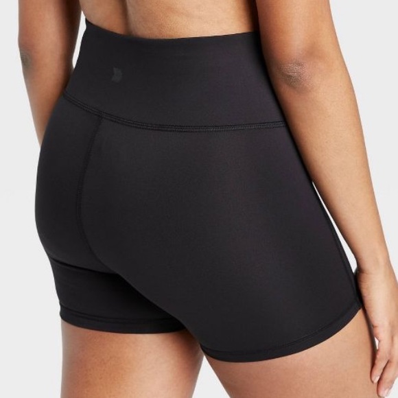 all in motion | Shorts | All In Motion Contour Power Waist Highrise 4 ...